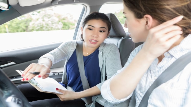 A Quick Guide To Help You Select the Right Car Insurance - Stylishster